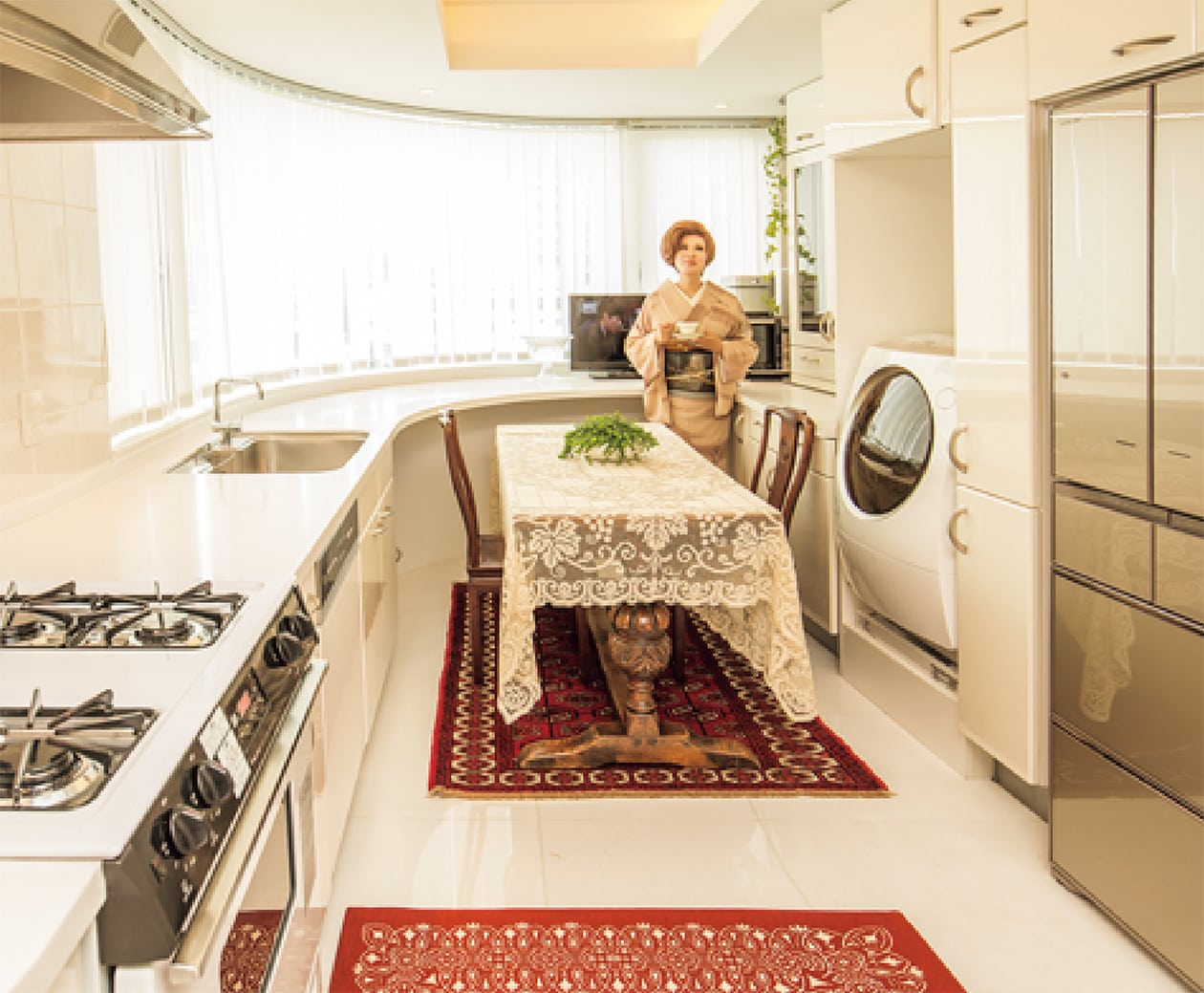 IKKOさんの美意識が詰まった、凛として華やかな自宅。「整理整頓は心のリズムが乱されないための作業」。 | くらし | クロワッサン オンライン