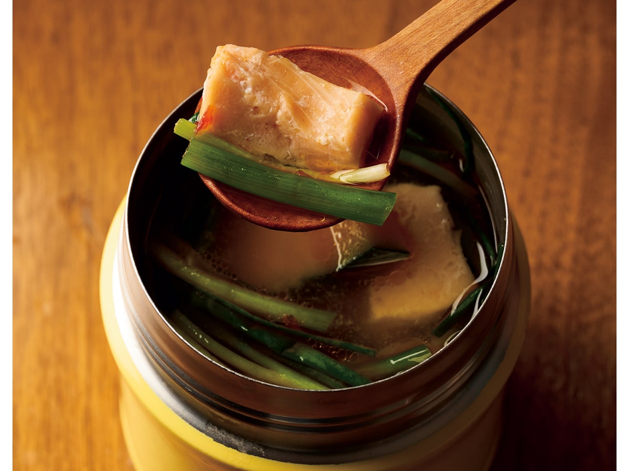 忙しい朝でもさっと作れて持ち歩ける、体を温める薬膳スープのレシピ。 | くらし | クロワッサン オンライン